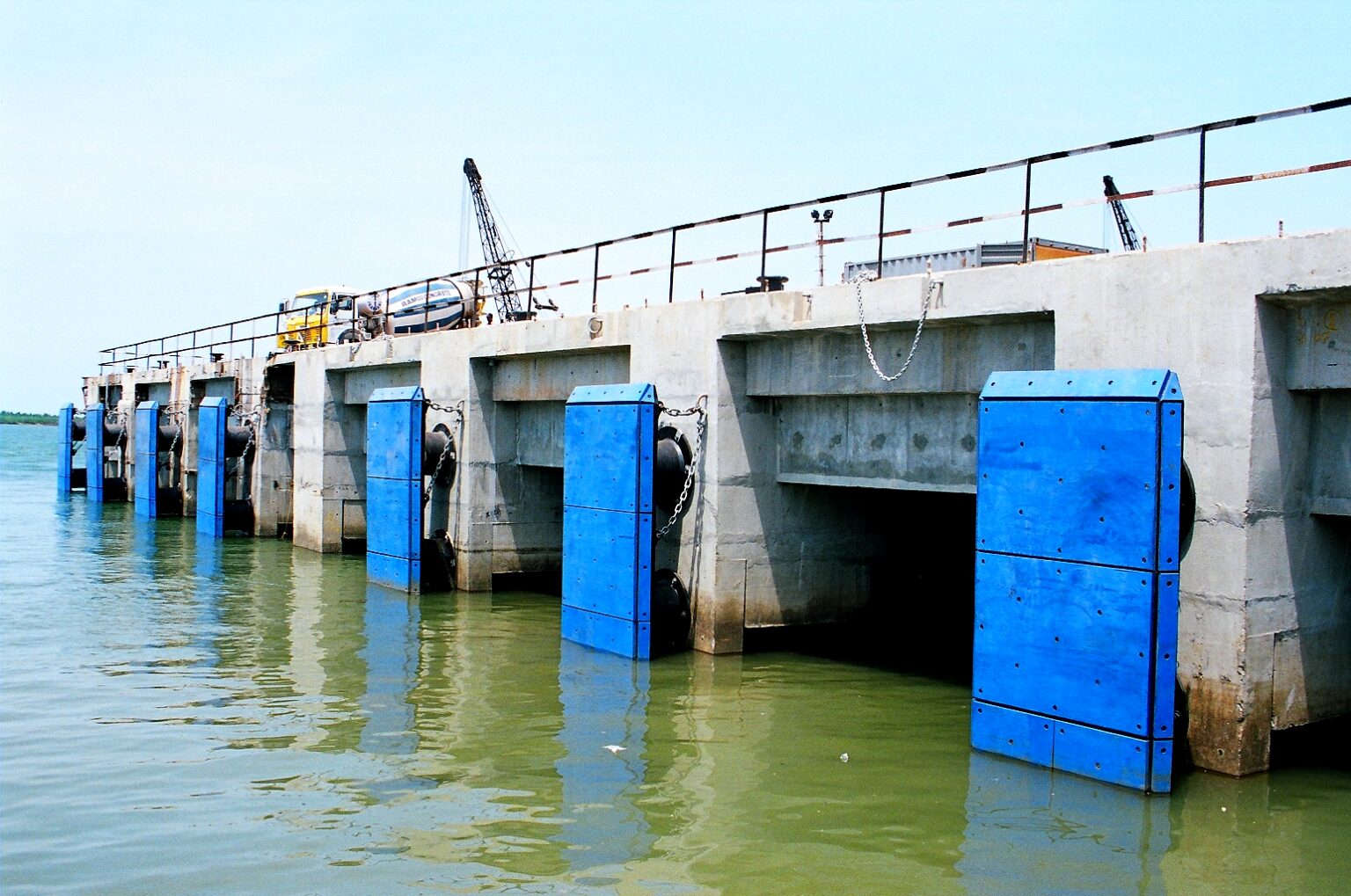 Cell Fenders – Hitechelastomers